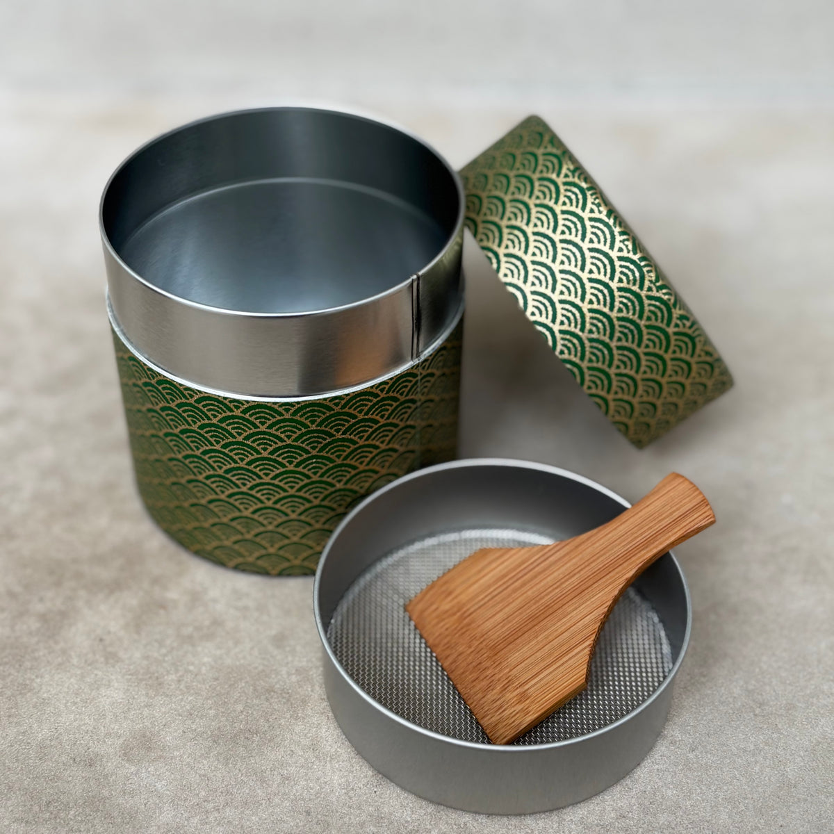 Matcha Canister with Strainer - Seigaiha – Matcha and Forest